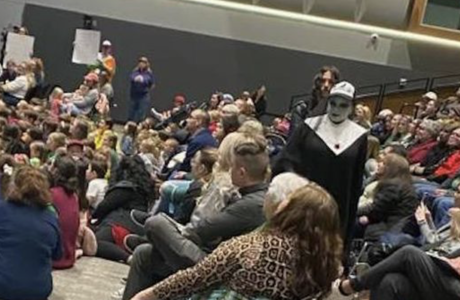 Drag Queens Dressed As Satanic Nuns Crash Kirk Cameron's Book Reading ...